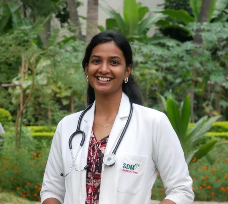 Dr Srihitha Badam - Sri Visista Super Speciality Ayurveda